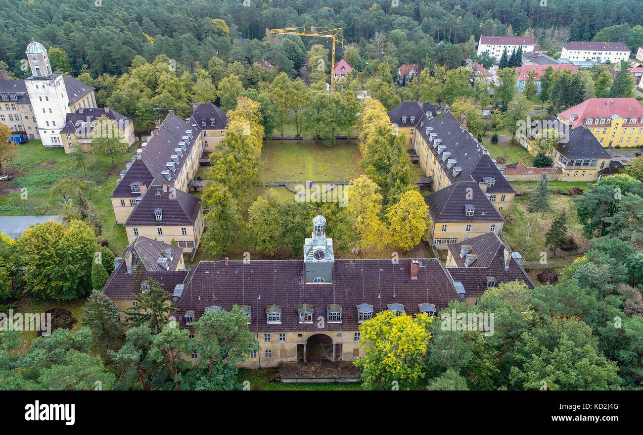 Templin, Germany. 7th Oct, 2017. The buildings of the former ...