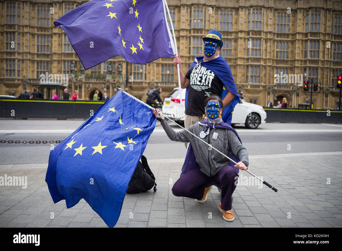 Westminster, UK. 9th Oct, 2017. Stand Of Defiance Europeans Movement ...