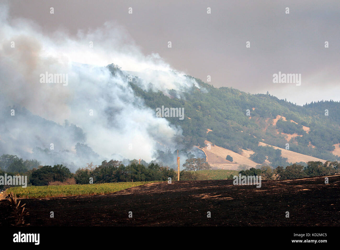 Valley fires night hi-res stock photography and images - Alamy