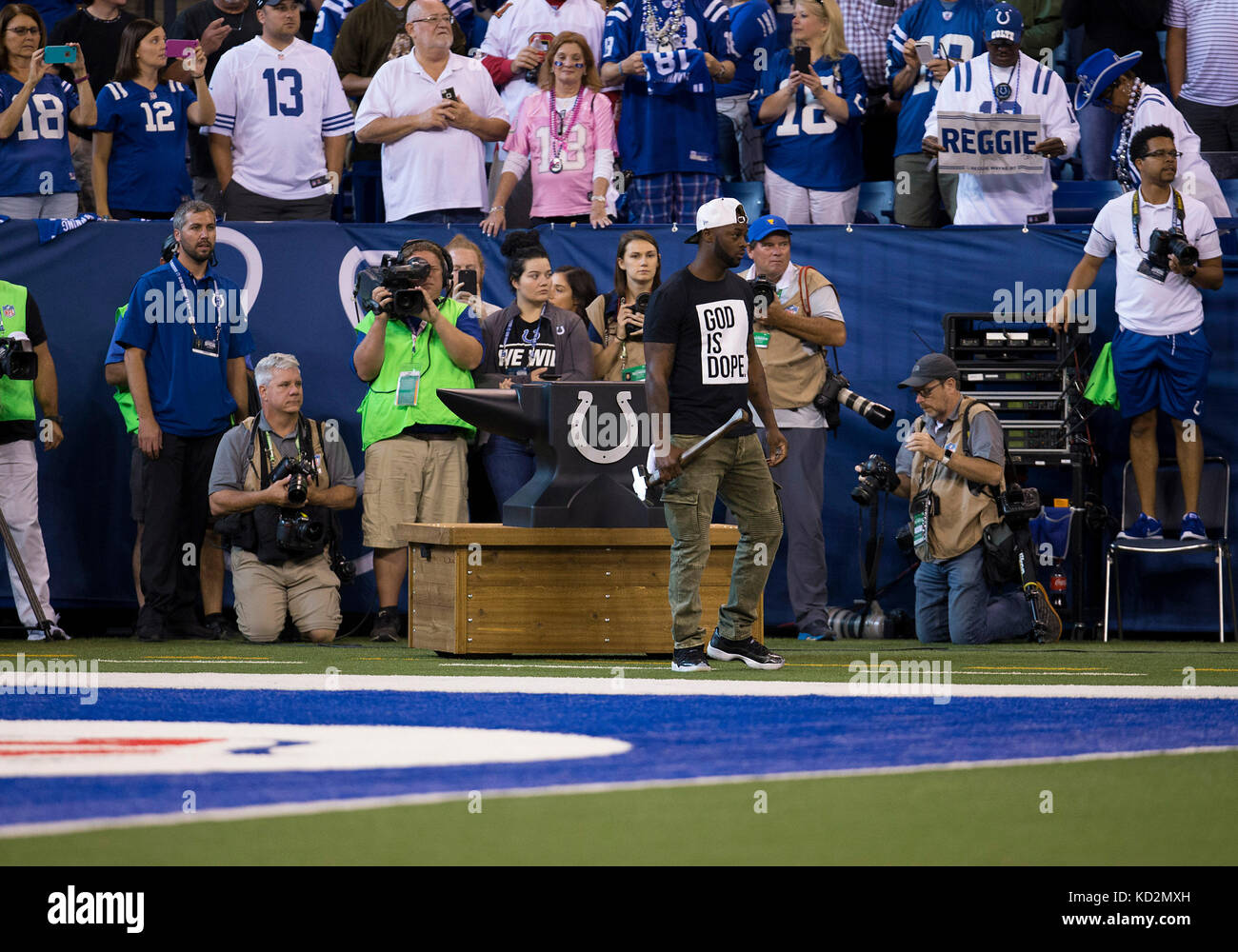 Indianapolis, Indiana, USA. 08th Oct, 2017. Former Indianapolis Colts ...