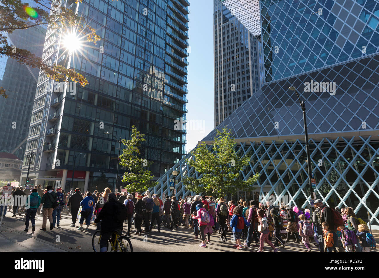 Seattle, United States. 09th Oct, 2017. Tribe members and supporters ...