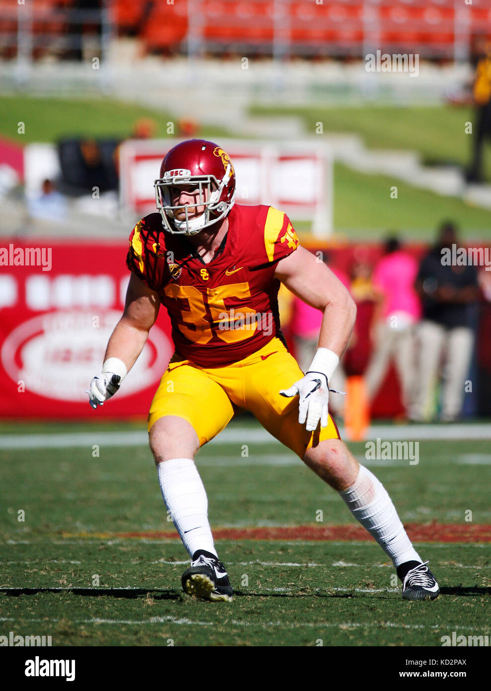 October 7, 2017 USC Trojans linebacker Cameron Smith #35 in action ...