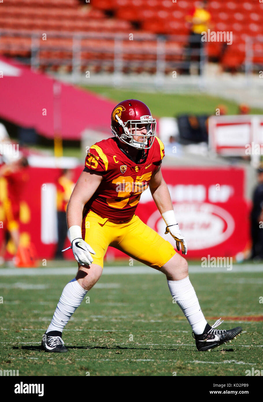 October 7, 2017 USC Trojans linebacker Cameron Smith #35 in action ...