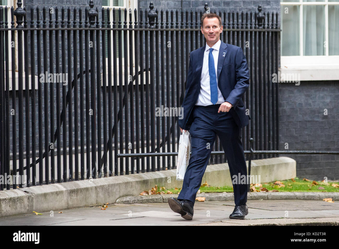 Jeremy hunt smiling hi-res stock photography and images - Alamy