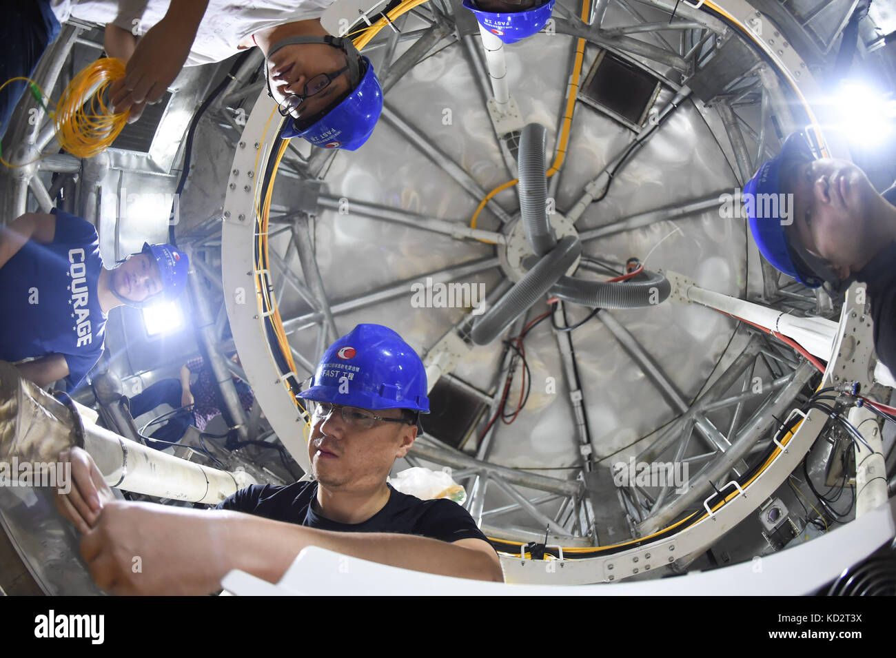 Fast telescope cabin hi-res stock photography and images - Alamy