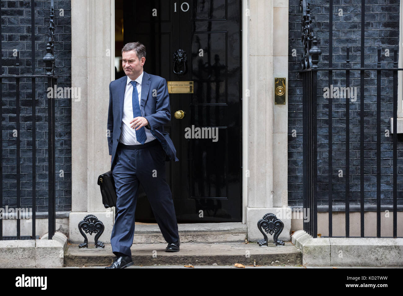 Work and pensions secretary david gauke leaving 10 downing street hi ...