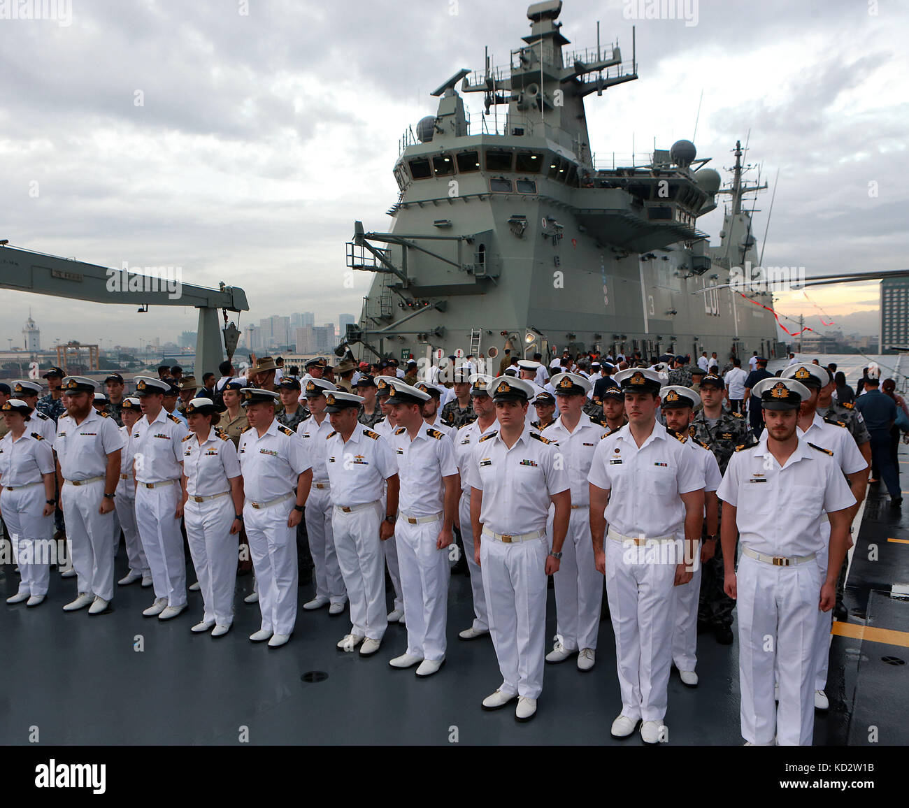 Manila, Philippines. 10th Oct, 2017. Members of the Royal Australian ...