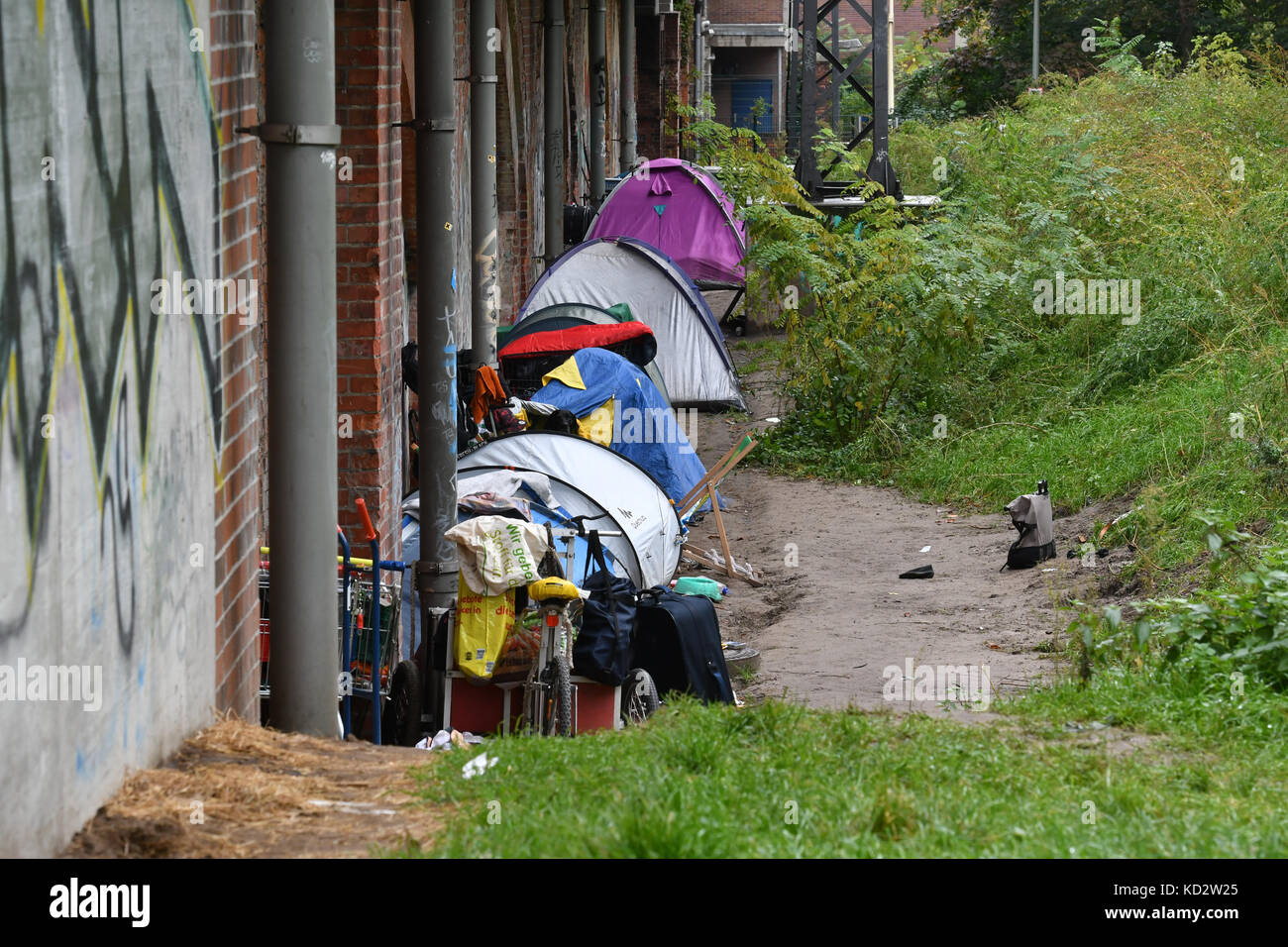 Berlin, Germany. 10th Oct, 2017. Homeless people's tents pictured in ...