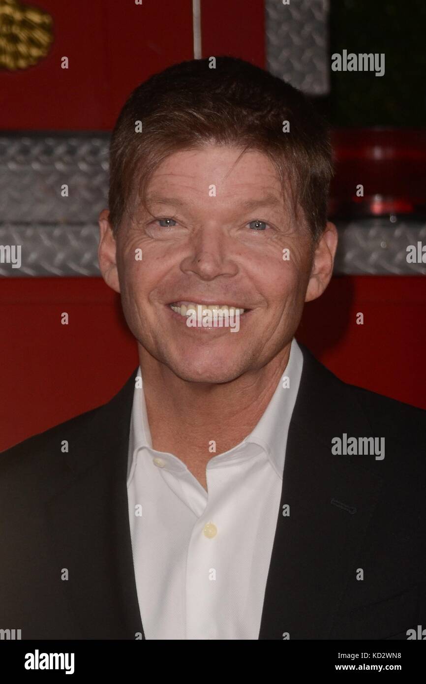 Los Angeles, CA, USA. 8th Oct, 2017. Rob Liefeld at arrivals for ONLY ...