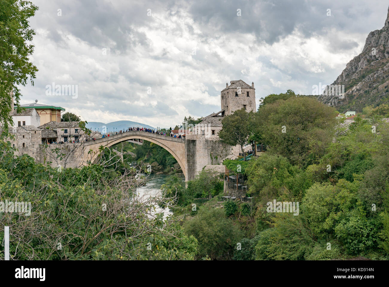 Old course bridge hi-res stock photography and images - Alamy