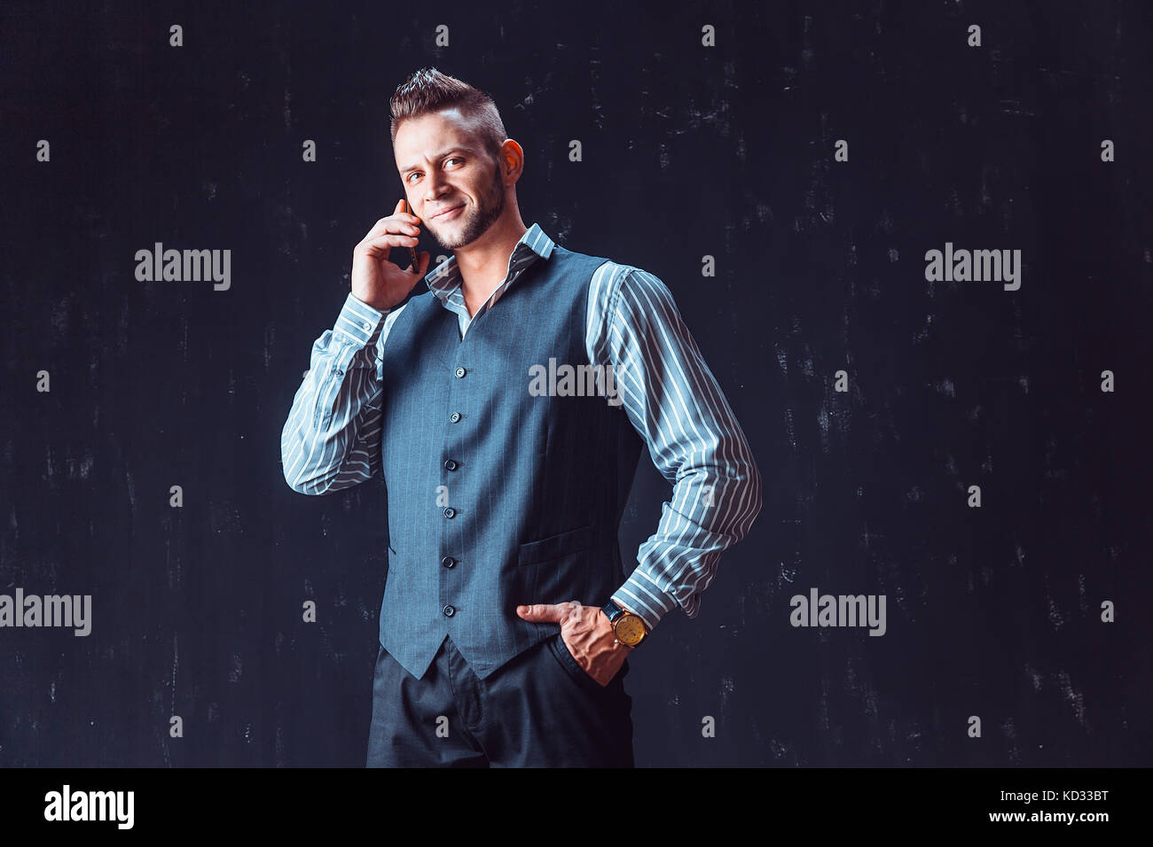 Stylish man talking phone Stock Photo - Alamy