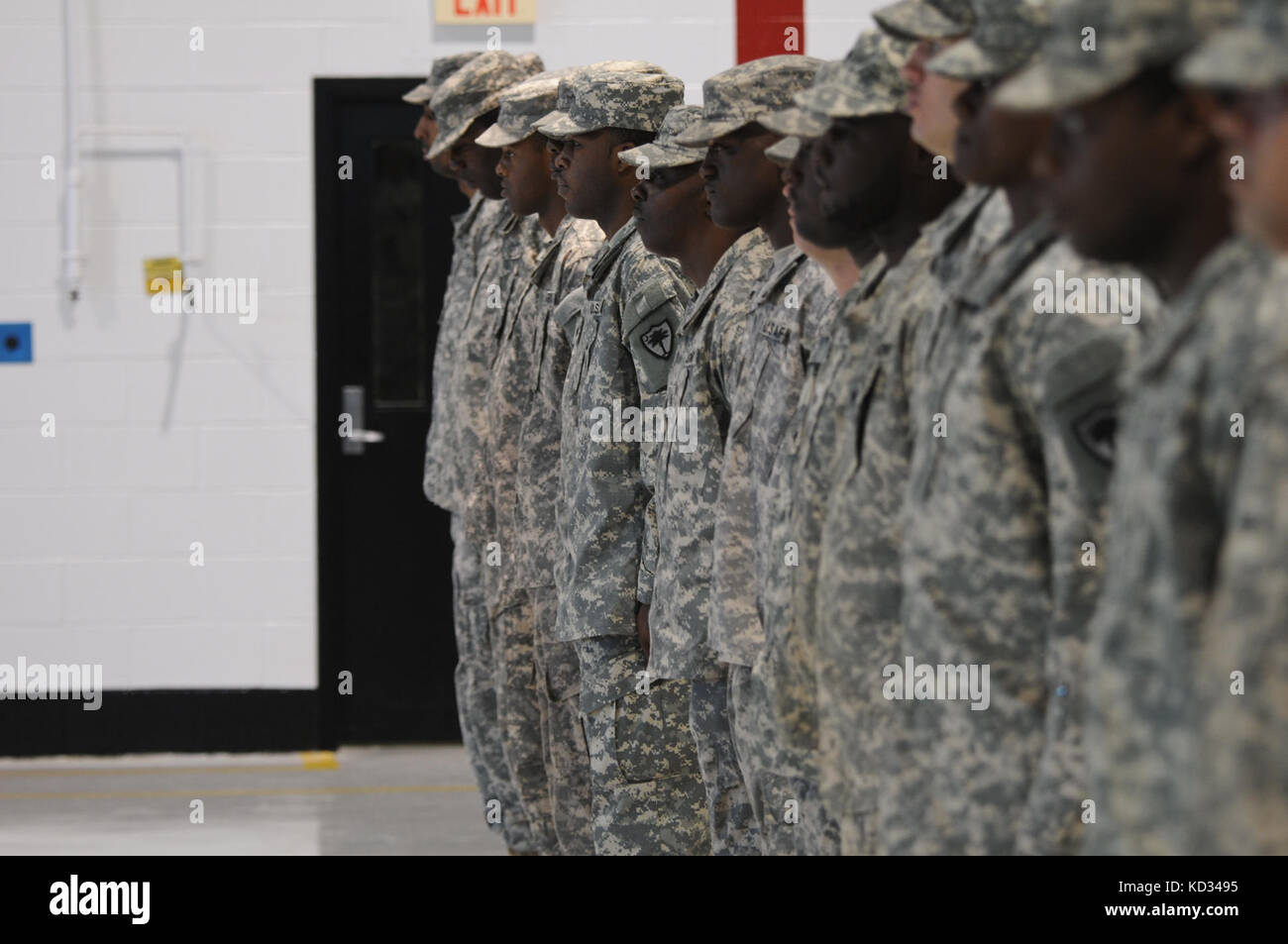 U.S. Soldiers in the 351st Aviation Support Battalion (ASB), S.C. Army ...
