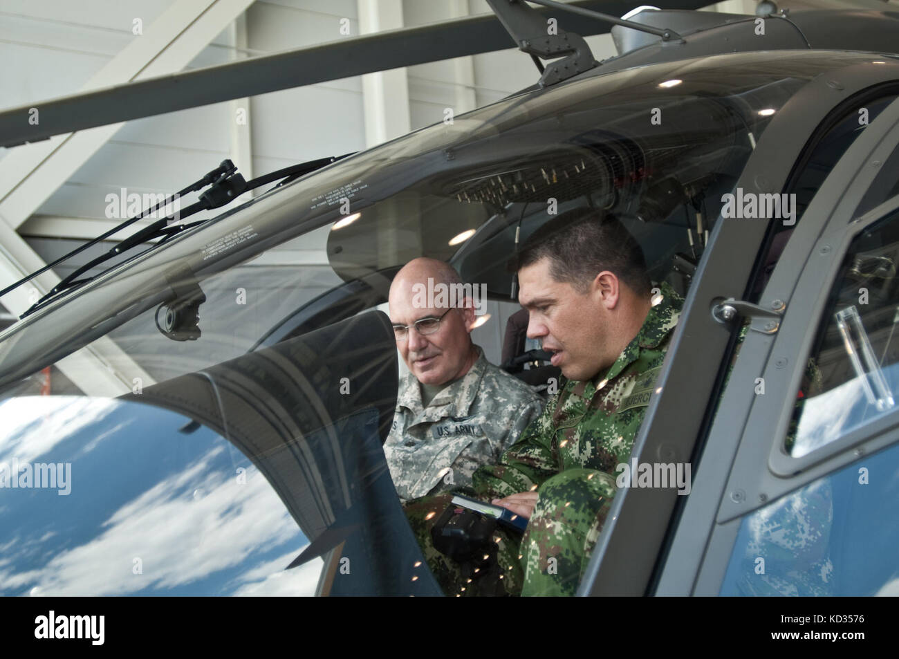 Military personnel exchange program hi-res stock photography and images ...
