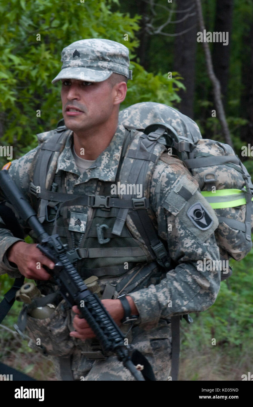 U.S. Army Sgt. Anthony Calvi, A. Co. 1-124th Infantry, Indiana Army ...