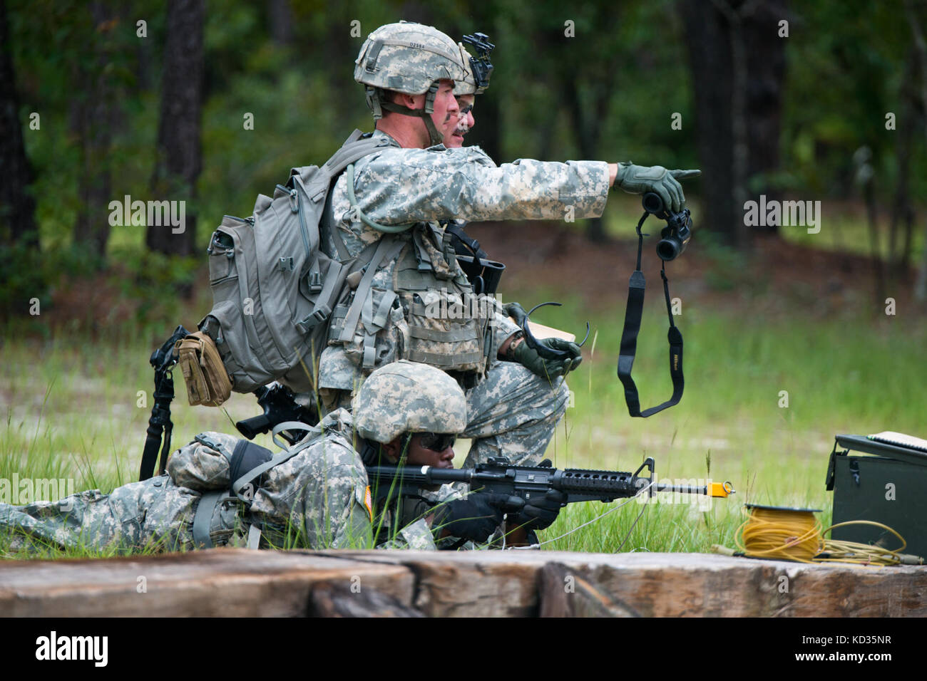 Route clearance exercise hi-res stock photography and images - Alamy