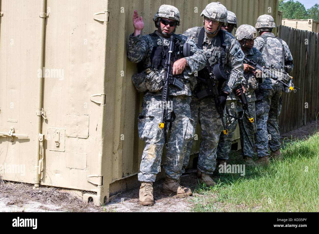 Combat engineer hi-res stock photography and images - Alamy