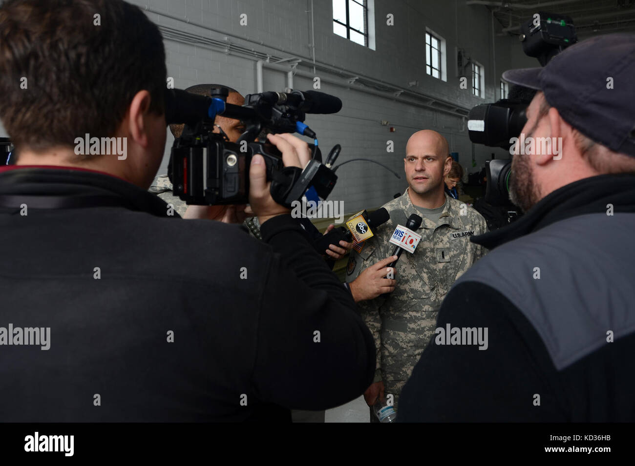Chief emergency operations officer hi-res stock photography and images ...