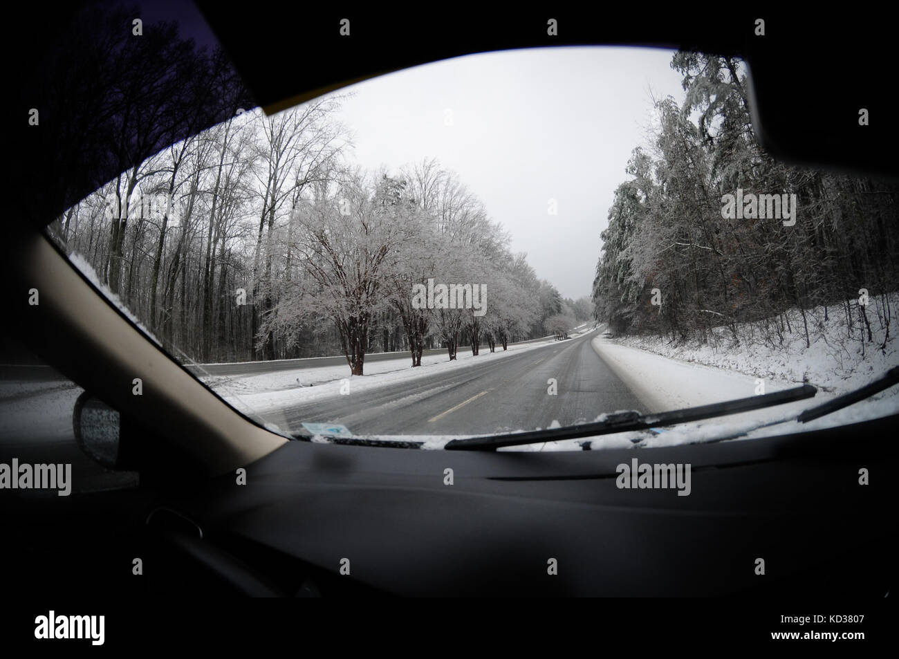 Wind, ice, and snow affect traffic and deny access to many secondary ...