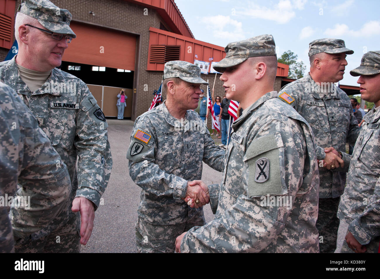 U.S. Army Soldiers with the 132nd Military Police Company, South ...