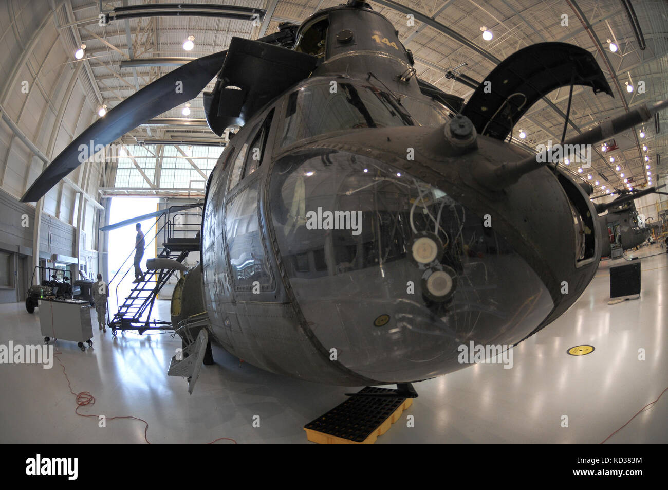 U.S. Soldiers from Detachment 1, Company B, 2-238th Aviation, General ...