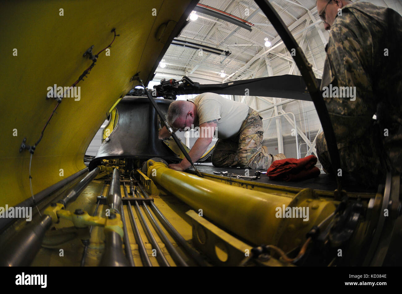 2 4 general support aviation battalion hi-res stock photography and ...