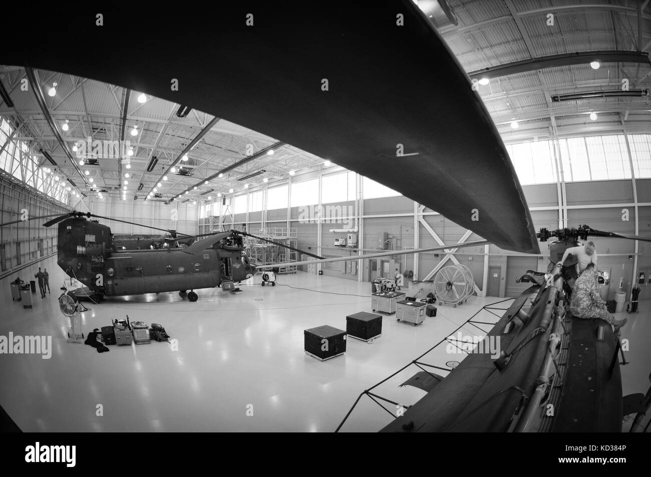 U.S. Soldiers from Detachment 1, Company B, 2-238th Aviation, General ...