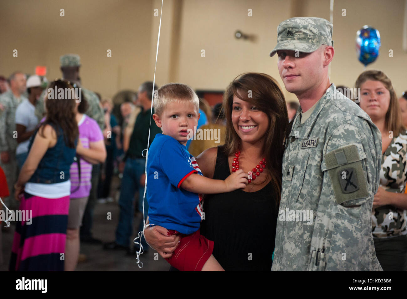 Soldier and family readiness group hi-res stock photography and images ...