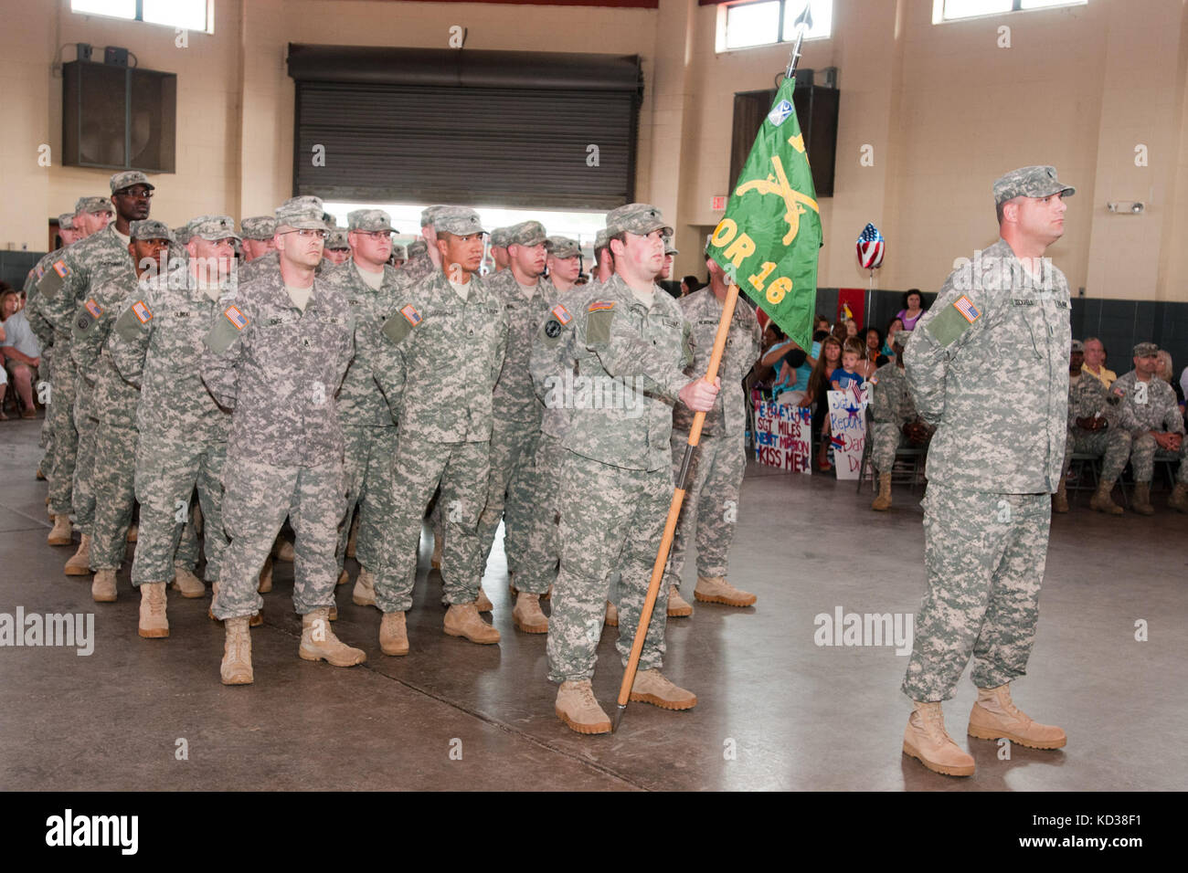 Soldier and family readiness group hi-res stock photography and images ...
