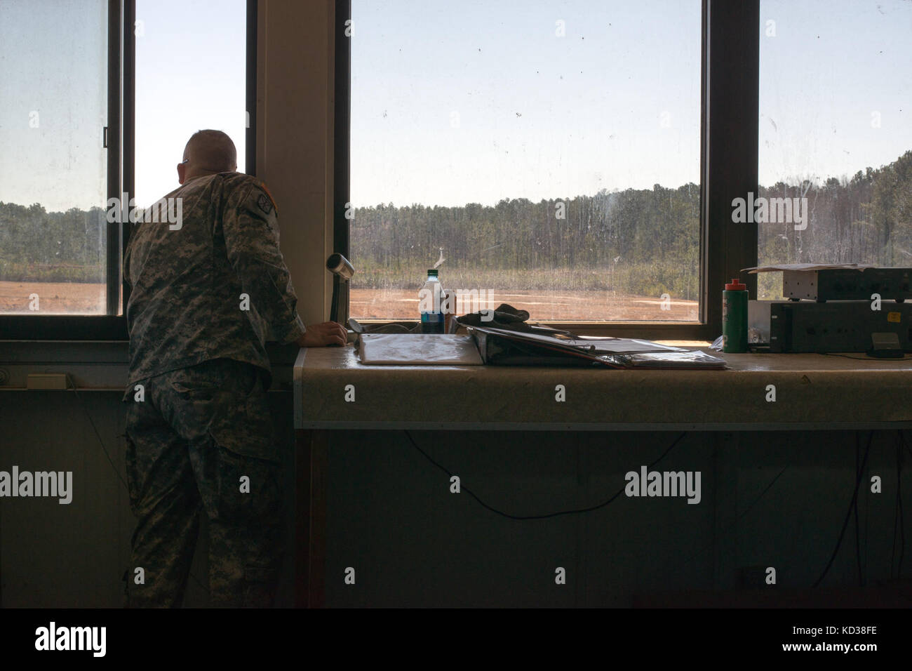 Zeroing weapons hi-res stock photography and images - Alamy
