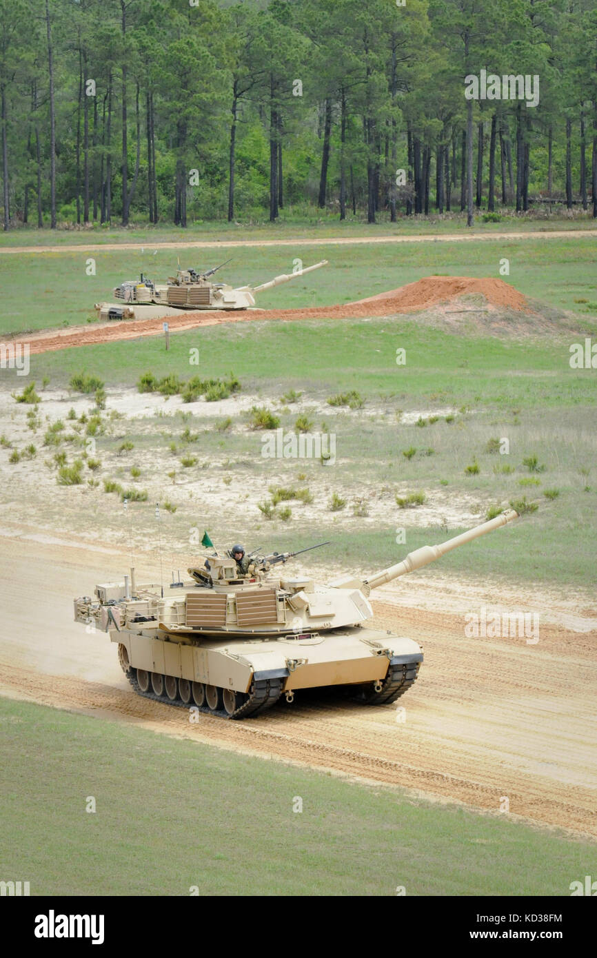 Abrams tank hi-res stock photography and images - Alamy