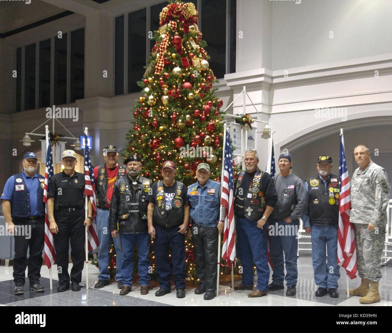At Columbia Metropolitan Airport, U.S. Army Brig. Gen. Roy McCarty ...