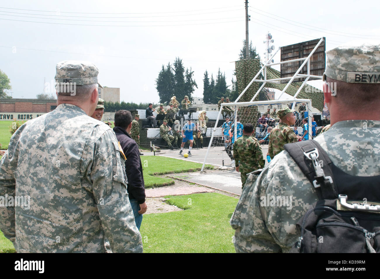 National guard personnel local hi-res stock photography and images - Alamy