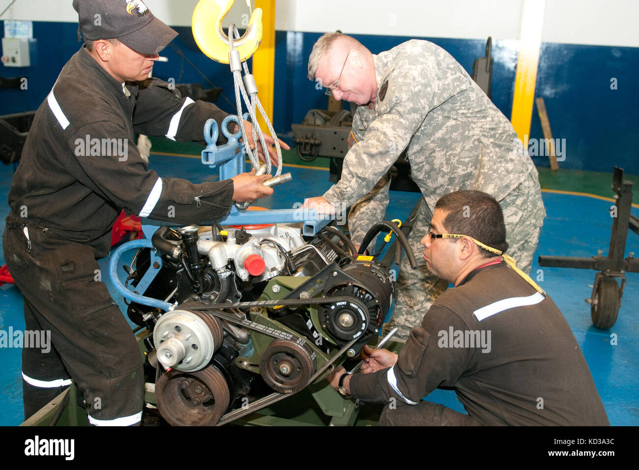 National guard personnel visit hi-res stock photography and images - Alamy