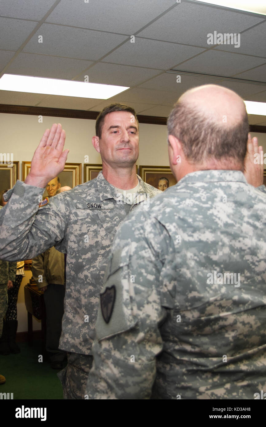 U s army lt col kenneth hi-res stock photography and images - Alamy