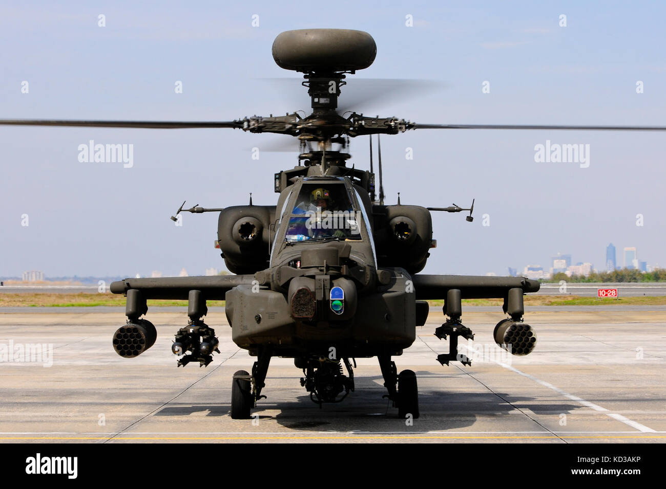 A U.S. Army AH-64D Apaches assigned to the 151 Attack Reconnaissance ...