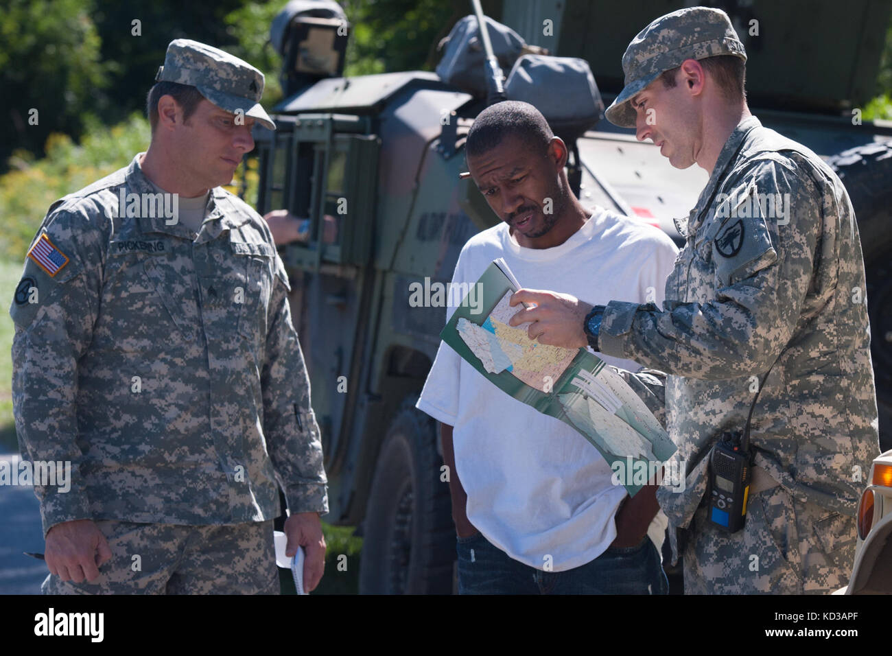 118th military police company hi-res stock photography and images - Alamy