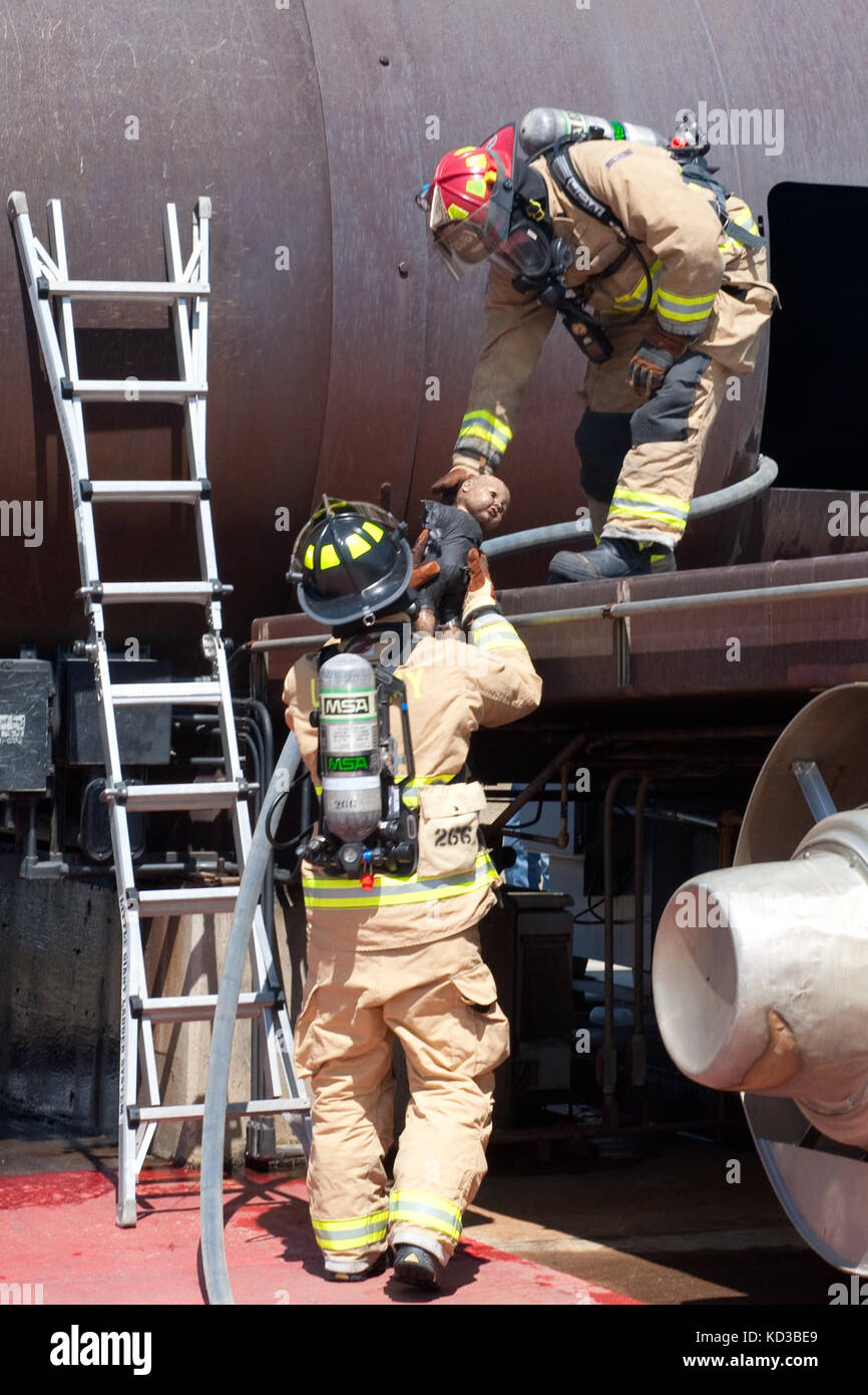 U.S. Army Soldiers from the 264th, 265th, 266th, 267th and 268th ...