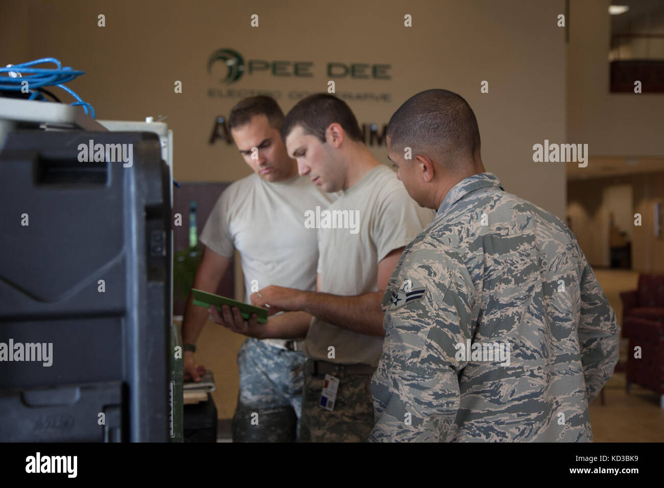 Soldiers and Airmen from the South Carolina National Guard’s Joint ...