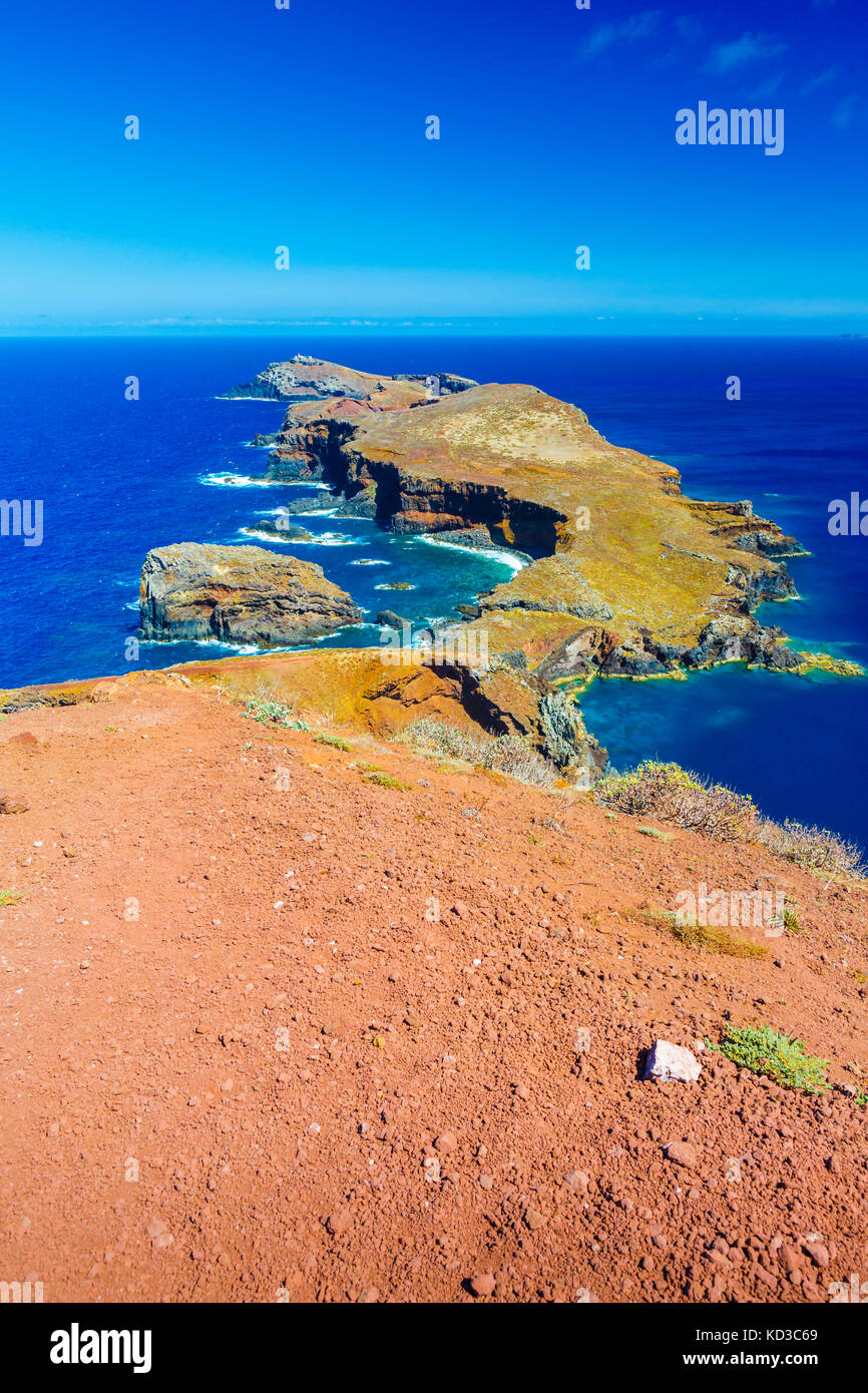 Island coastal geology hi-res stock photography and images - Alamy