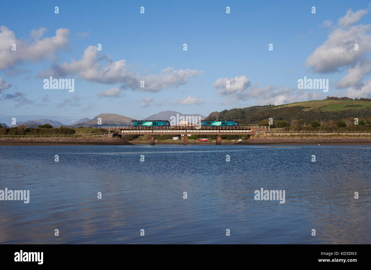Direct Rail Services class 68 locomotives 68004 Rapid + 68025 Superb ...