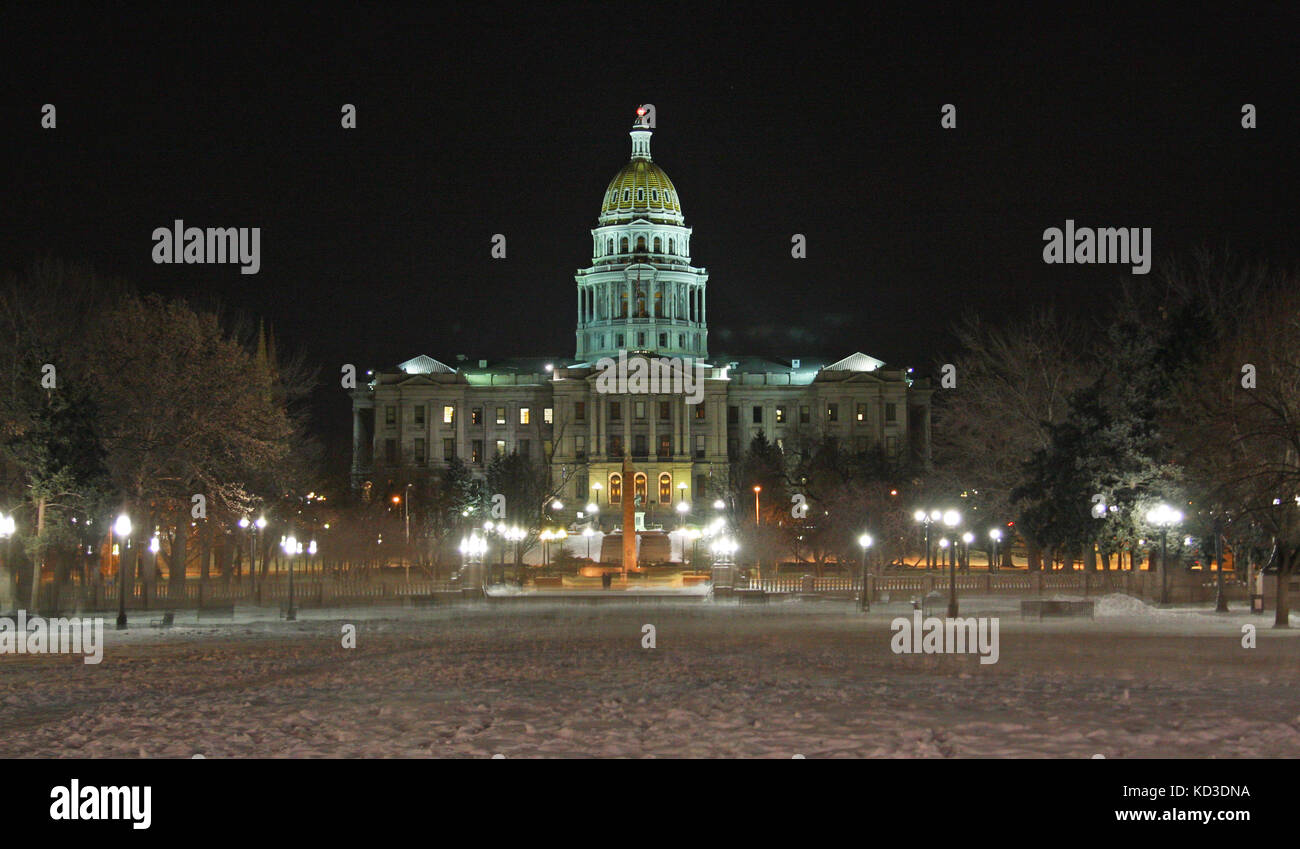 Us capitol pillars hi-res stock photography and images - Alamy