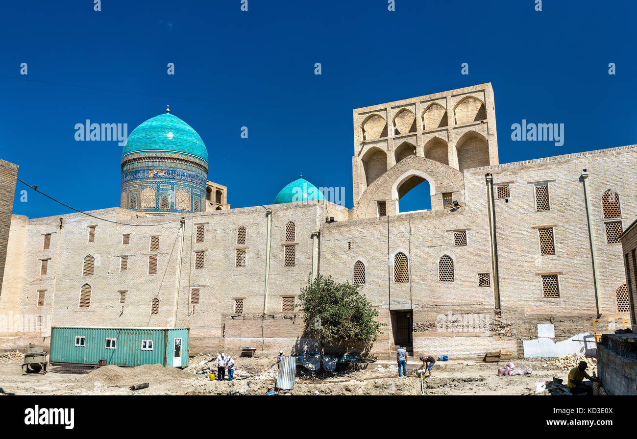 Mir-i Arab Madrasa at the Poi Kalyan complex in Bukhara, Uzbekistan Stock Photo - Alamy