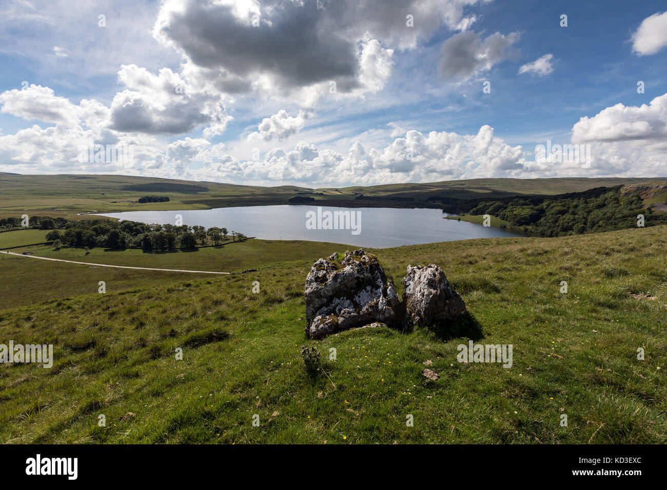 Malham tarn lake yorkshire hi-res stock photography and images - Alamy