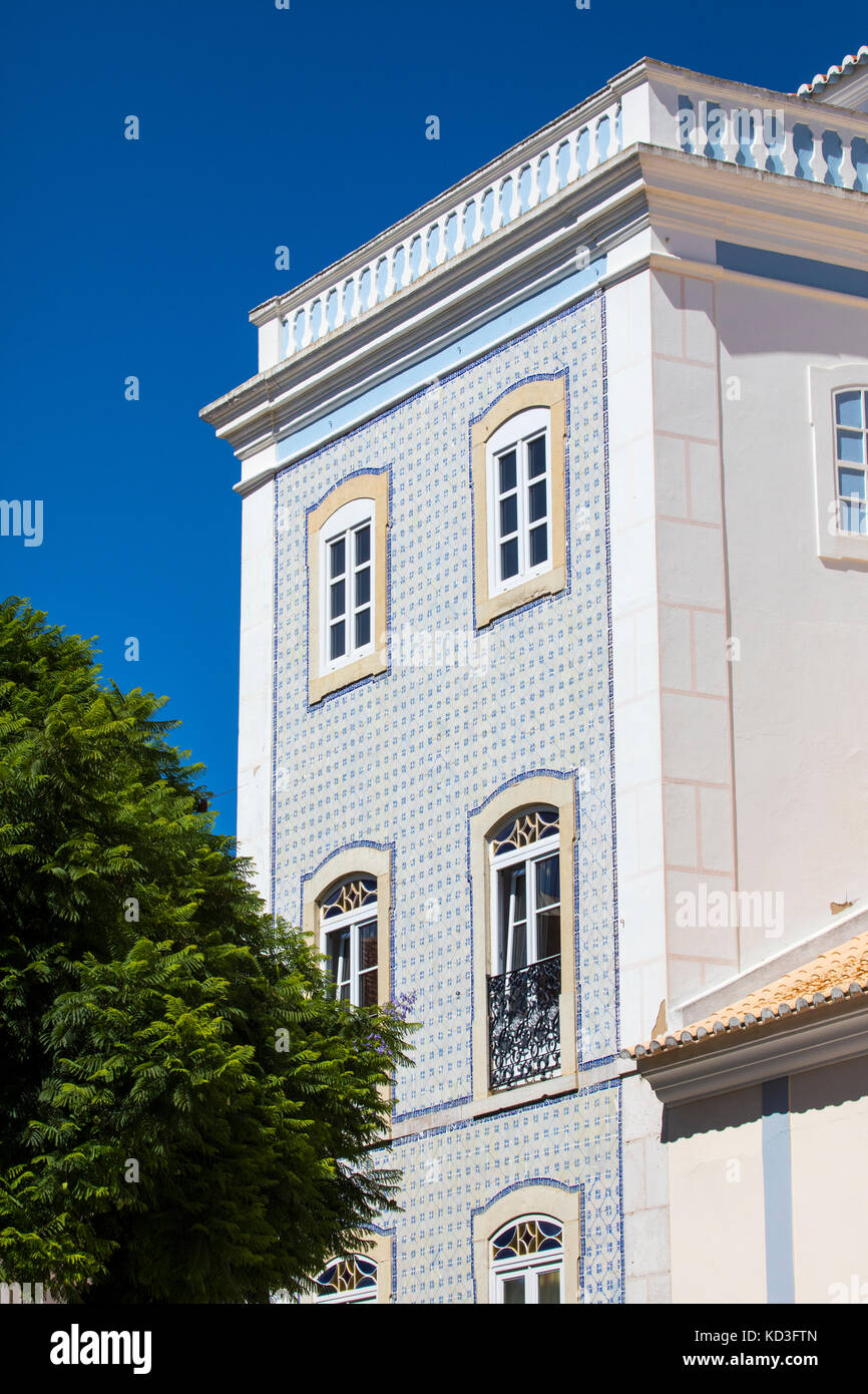 Tiled building in faro portugal hi-res stock photography and images - Alamy