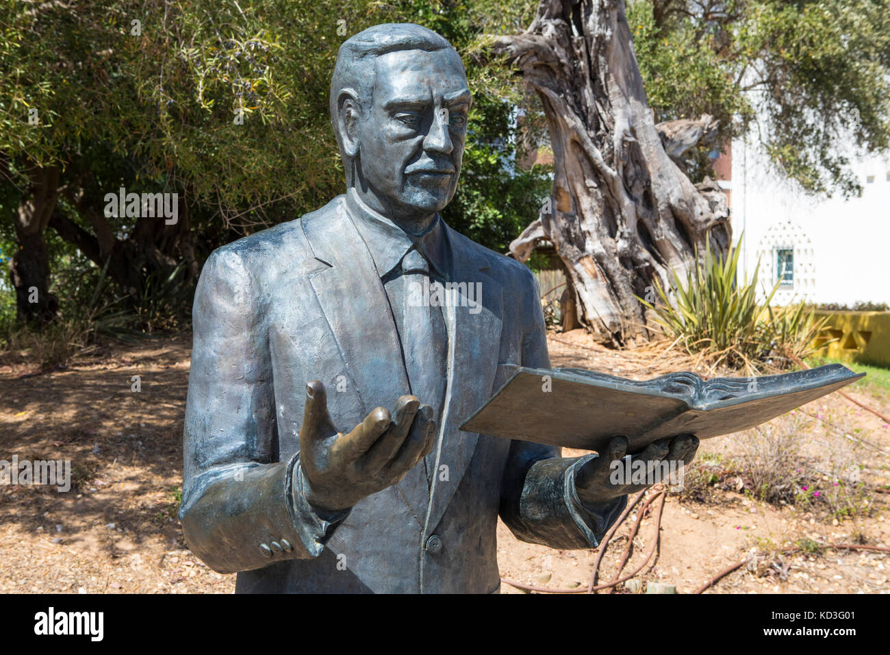 Statue famous portuguese poet hi-res stock photography and images - Alamy