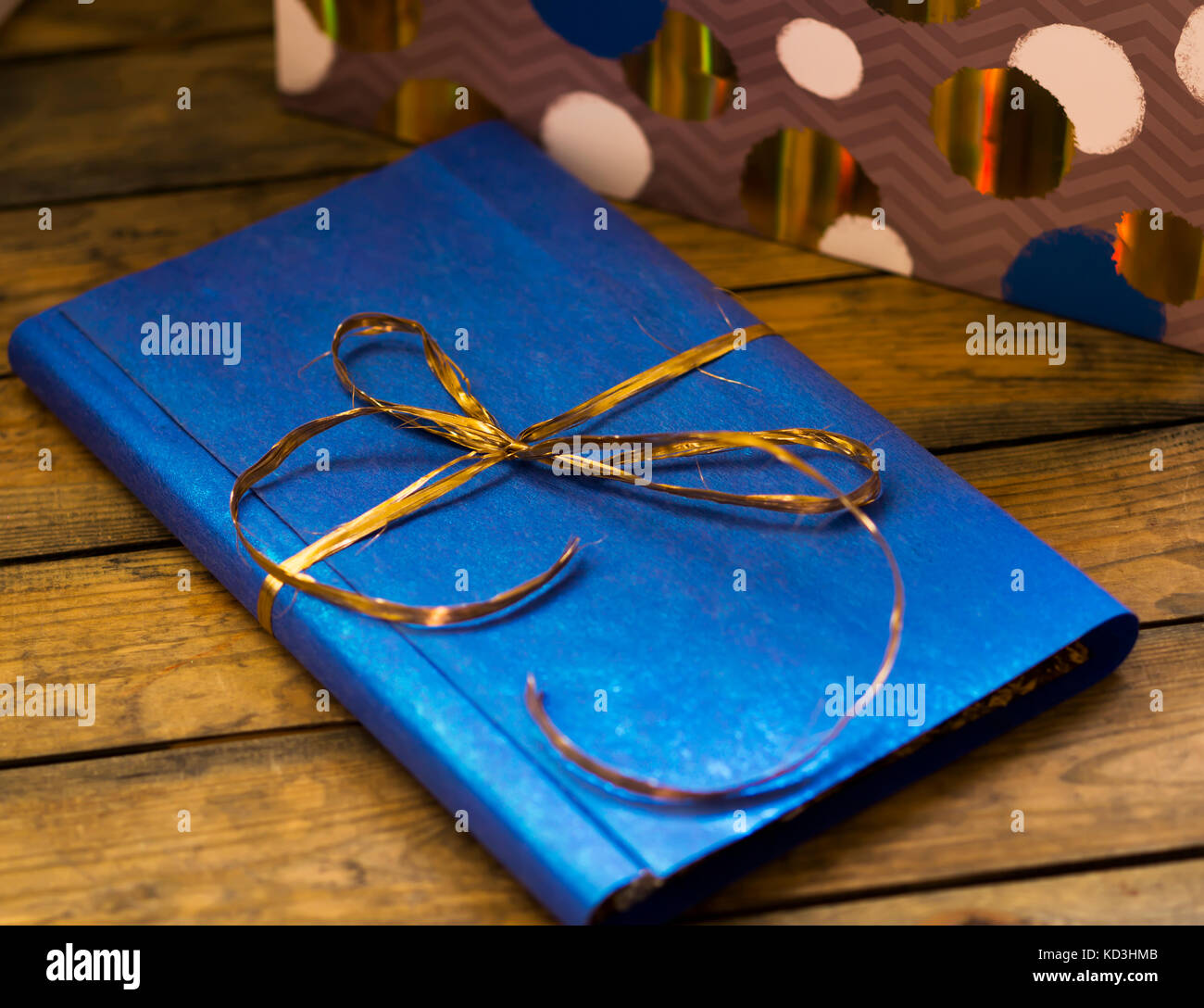Blue wrapper hi-res stock photography and images - Alamy