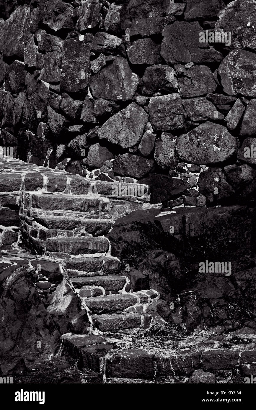 Sea wall and steps hi-res stock photography and images - Alamy