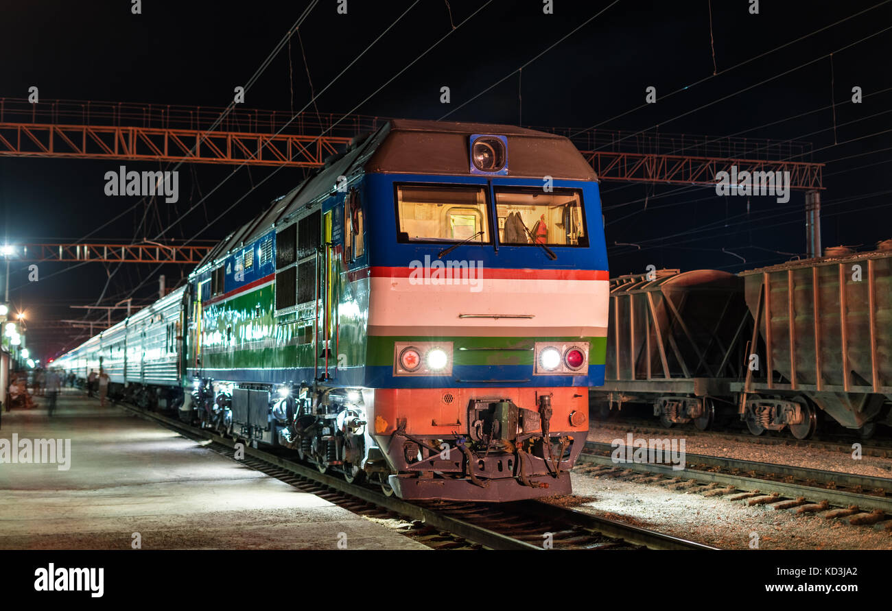 Uzbekistan train hi-res stock photography and images - Alamy