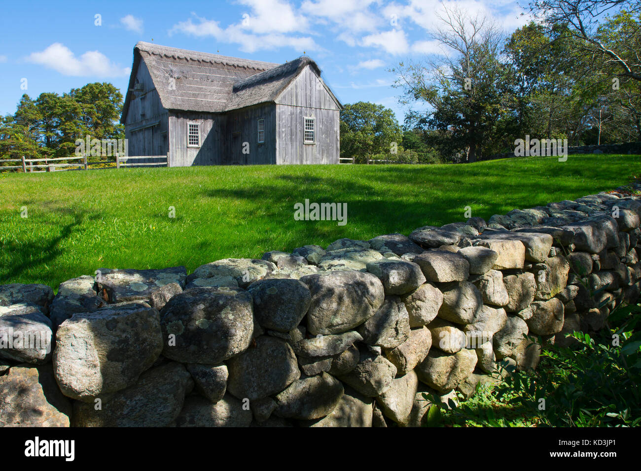 A thatched farm hi-res stock photography and images - Alamy