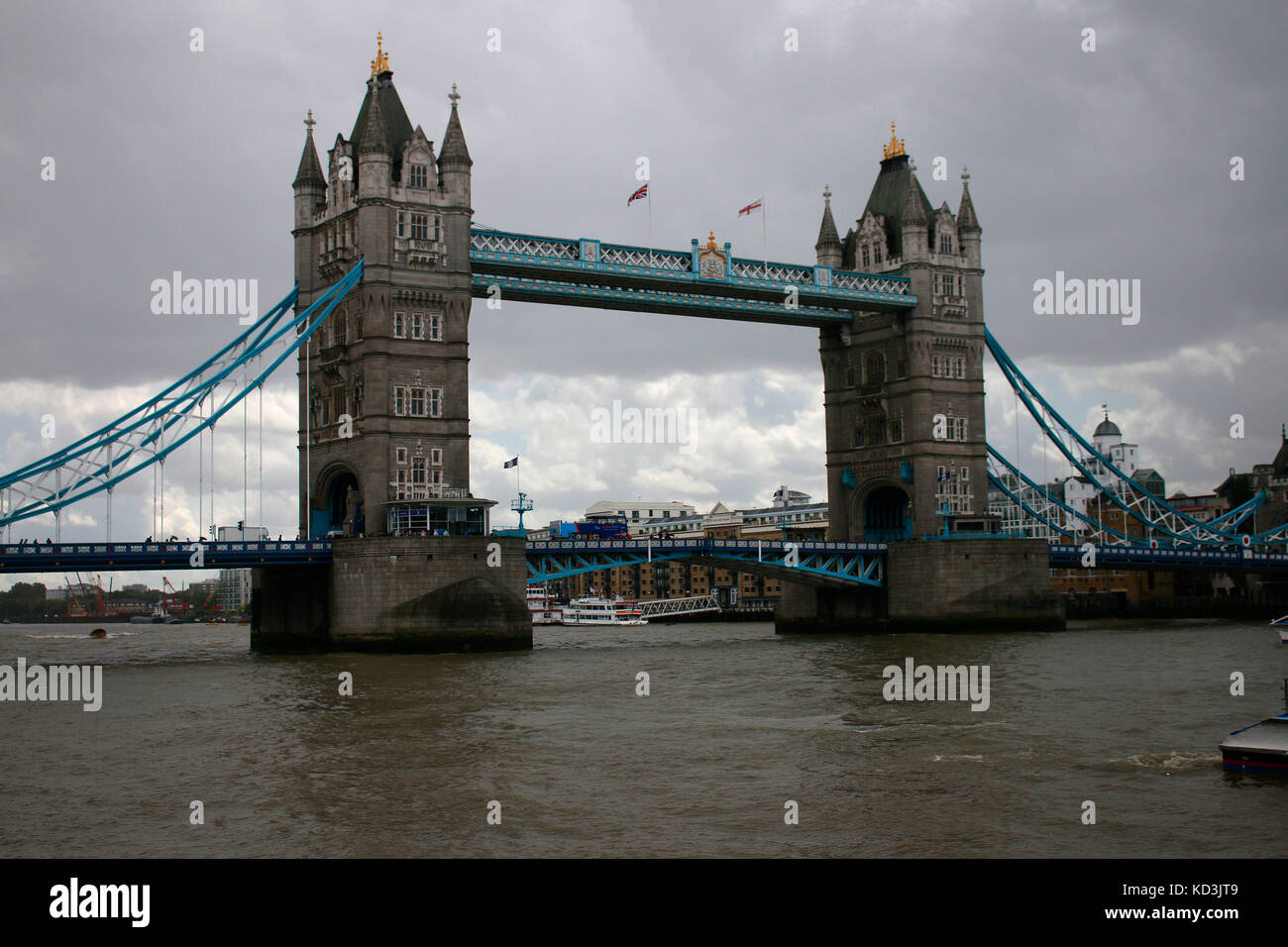 Tower Bridge, Themse, London, England Stock Photo - Alamy
